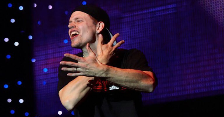 17 Deaf Musicians Who Changed Music Forever - All Deaf